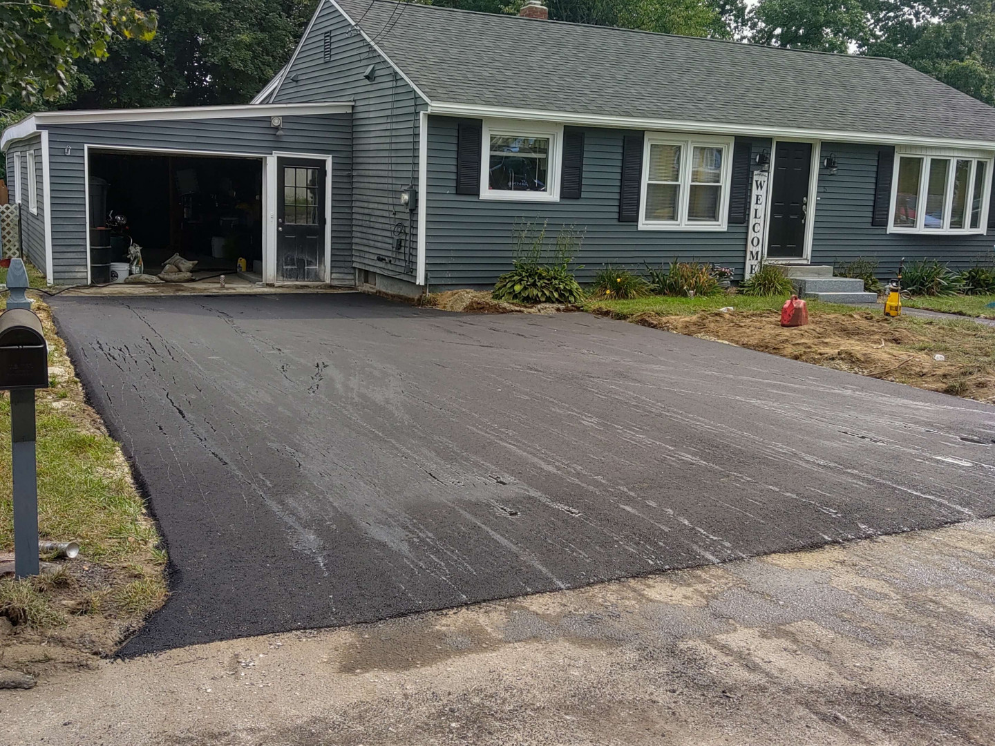 Asphalt Paving & Installation | Hopkinton, Franklin, Bedford, NH | J ...